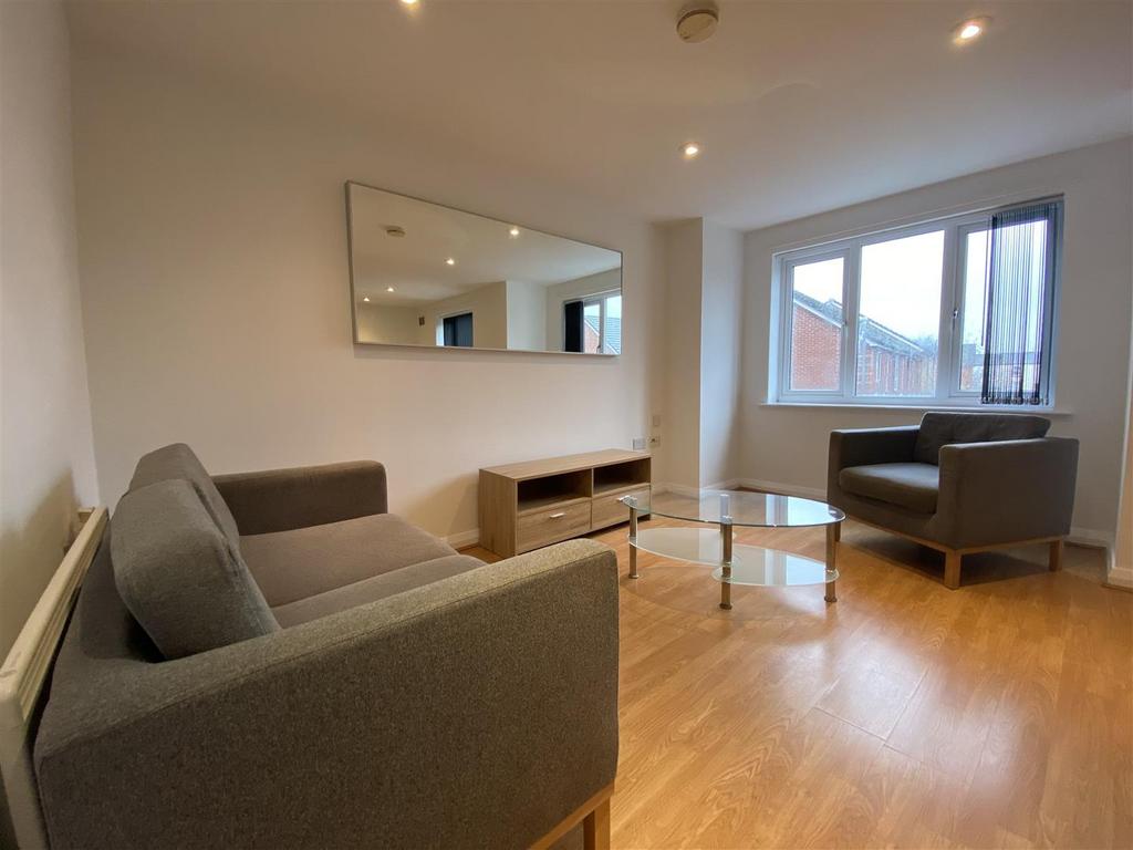 Worsley Road North, Walkden, Manchester 2 bed apartment for sale - £129,950