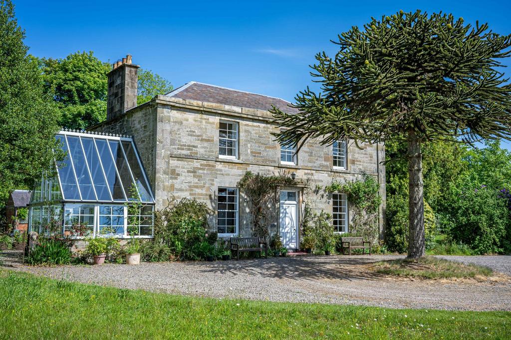 The Old Manse, Canonbie, DG14 6 bed detached house for sale - £595,000