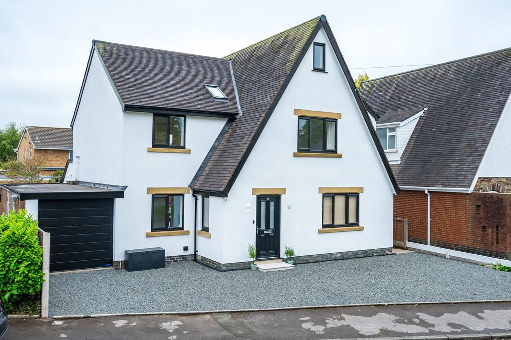 Lynwood Drive, Poulton-le-fylde FY6 5 bed detached house for sale - £ ...