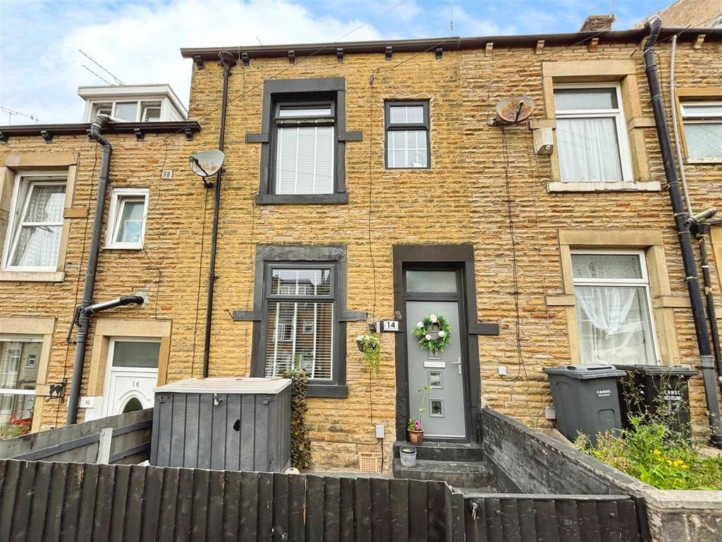 Westminster Terrace, Bradford BD3 3 bed terraced house - £120,000