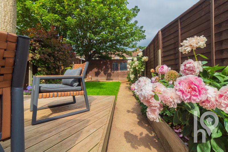 Stanley Avenue, Queenborough ME11 3 bed terraced house - £230,000
