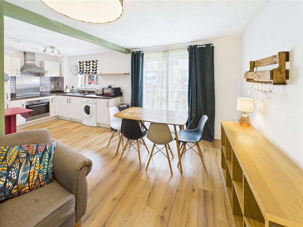 Tinto Place, Edinburgh, Midlothian, EH6 2 bed apartment - £1,450 pcm (£ ...