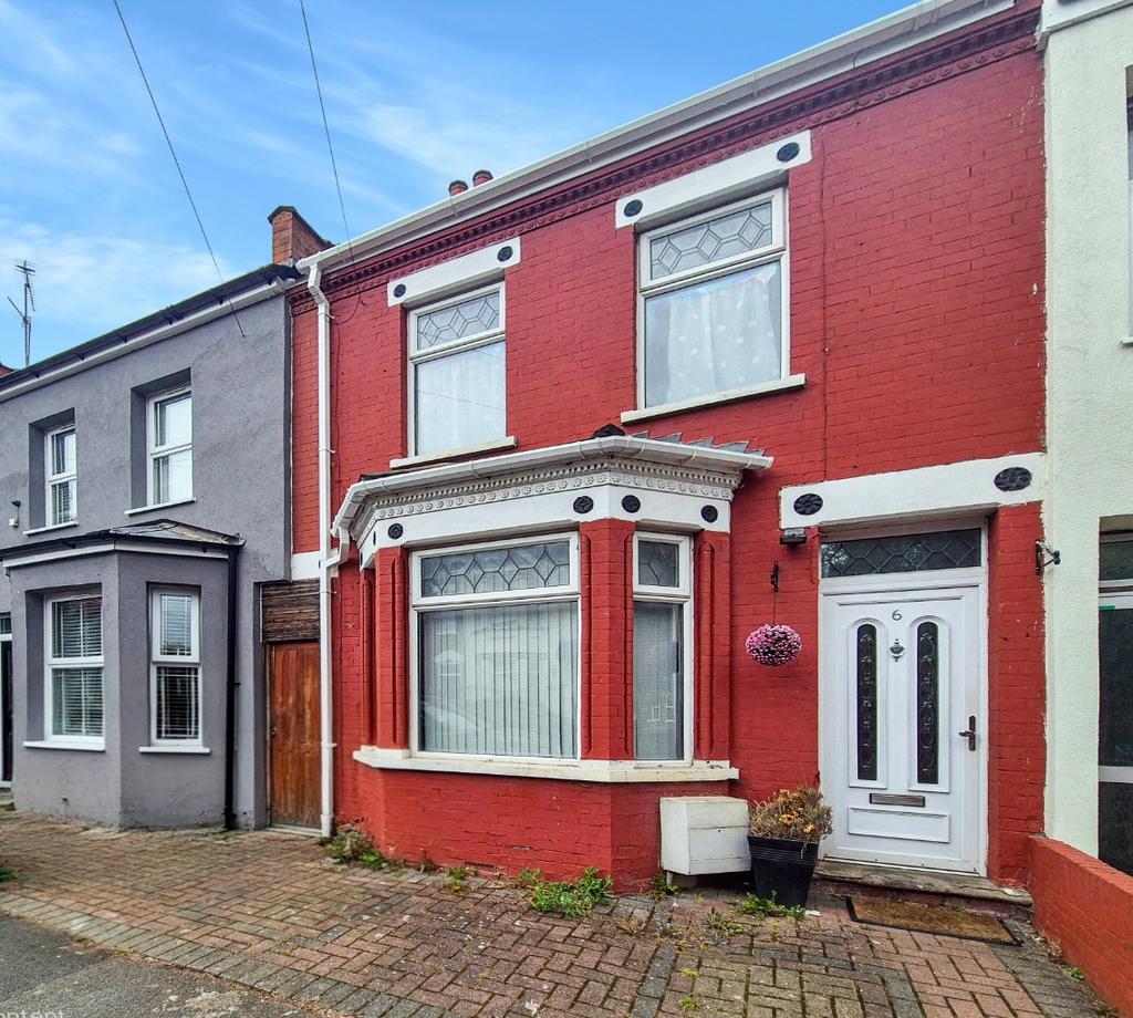 Avondale Road, Luton, Bedfordshire... 5 bed terraced house - £390,000