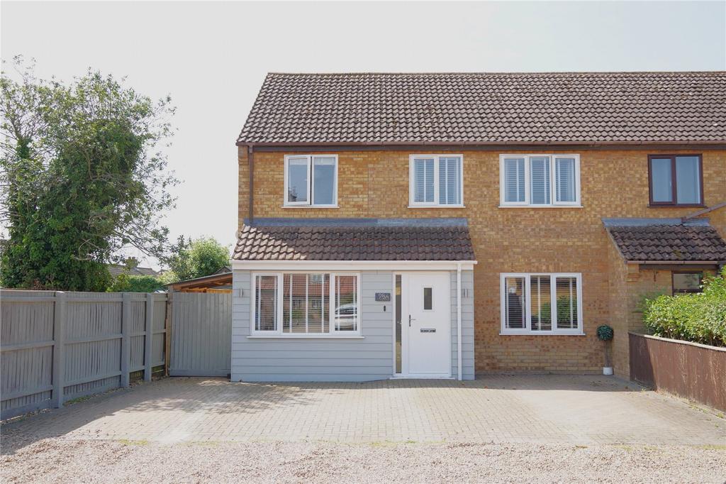 Church Road, West Row, Bury St.... 5 bed semi-detached house - £390,000
