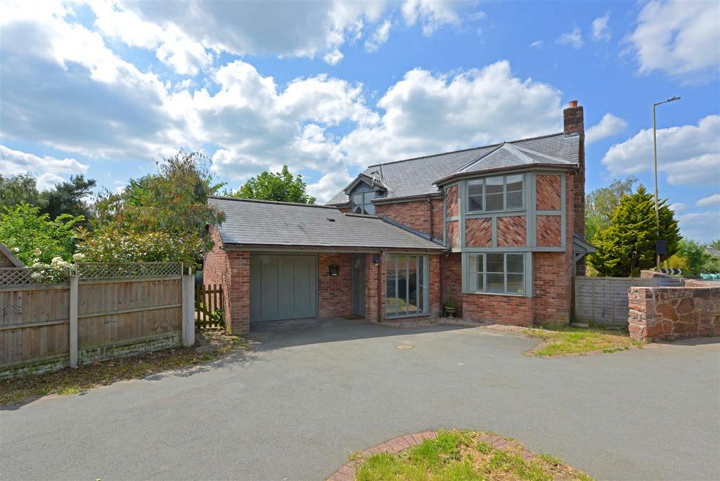 Nesscliffe, Shrewsbury 4 bed detached house - £380,000
