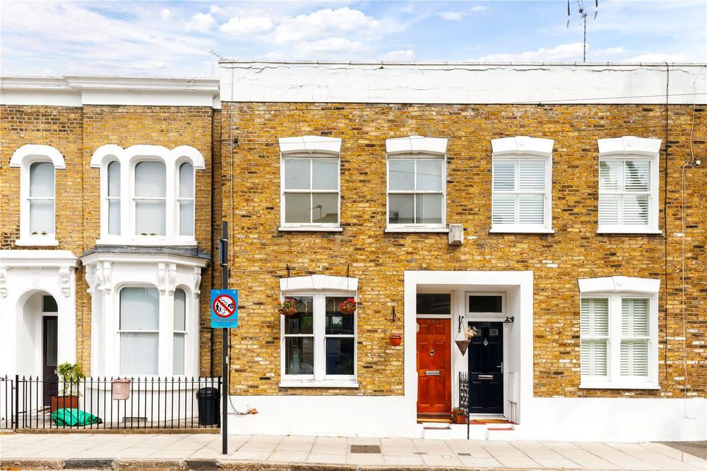 Antill Road, London, E3 2 bed terraced house for sale - £600,000