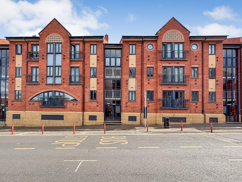 Graham Street, 1 bed flat - £825 pcm (£190 pw)