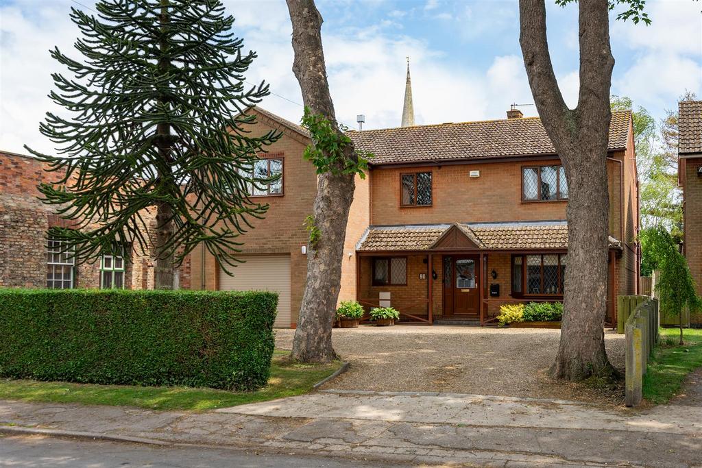 Greenshaw Lane, Patrington 5 bed detached house for sale - £435,000