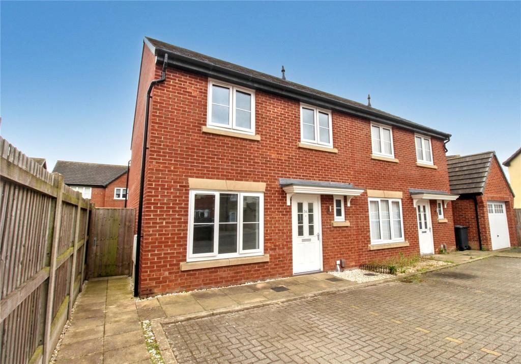 Silk Mill Road, Hellesdon, Norwich... 3 bed semi-detached house for ...