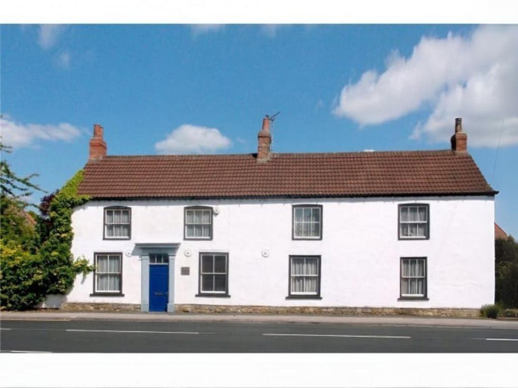 Main Street, Riccall, York, YO19 4 bed detached house for sale - £740,000