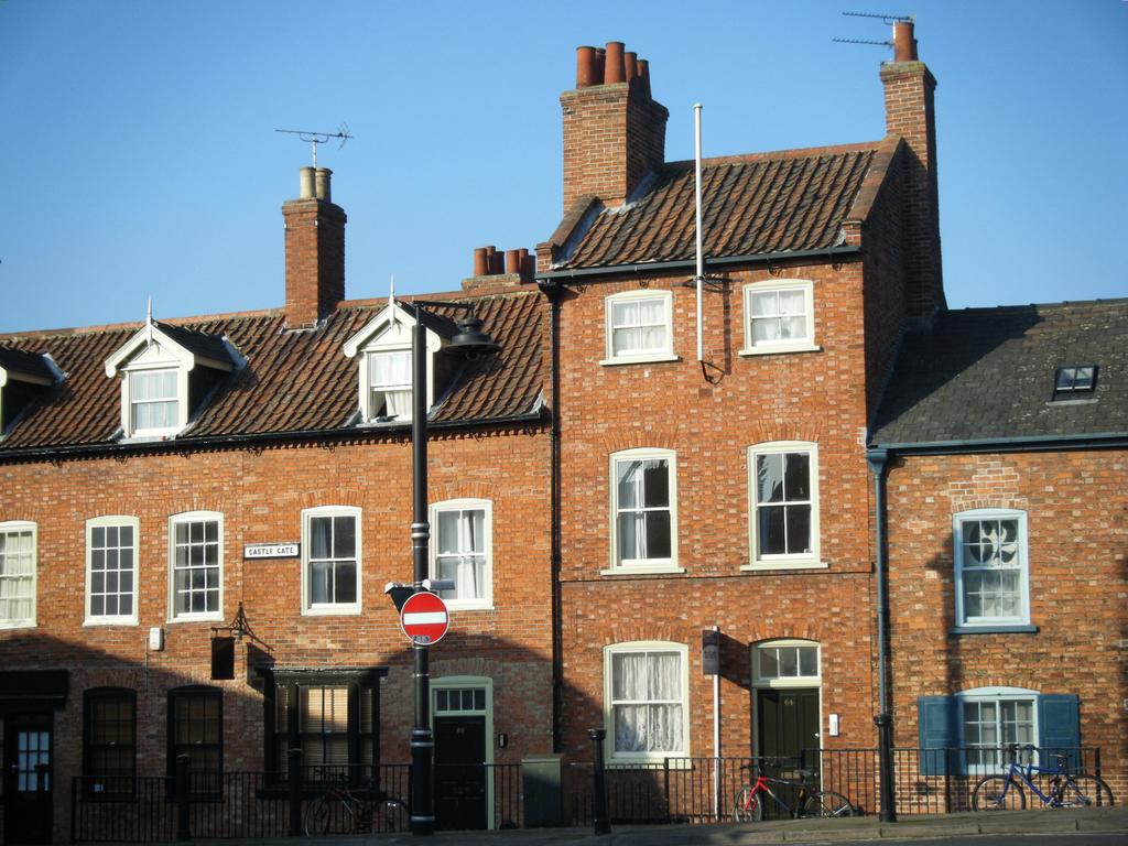 Castlegate, Newark, Notts, NG24 1 bed apartment - £275 pcm (£63 pw)