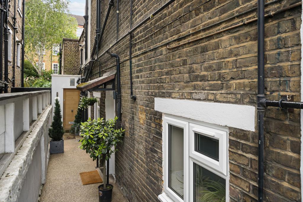Gunter Grove, London, SW10 2 bed terraced house for sale - £1,250,000