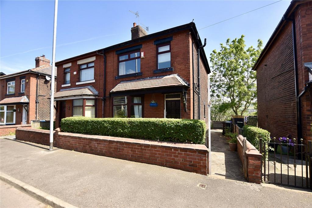 Chamber Road, Shaw, Oldham, Greater... 3 bed semi-detached house - £184,950