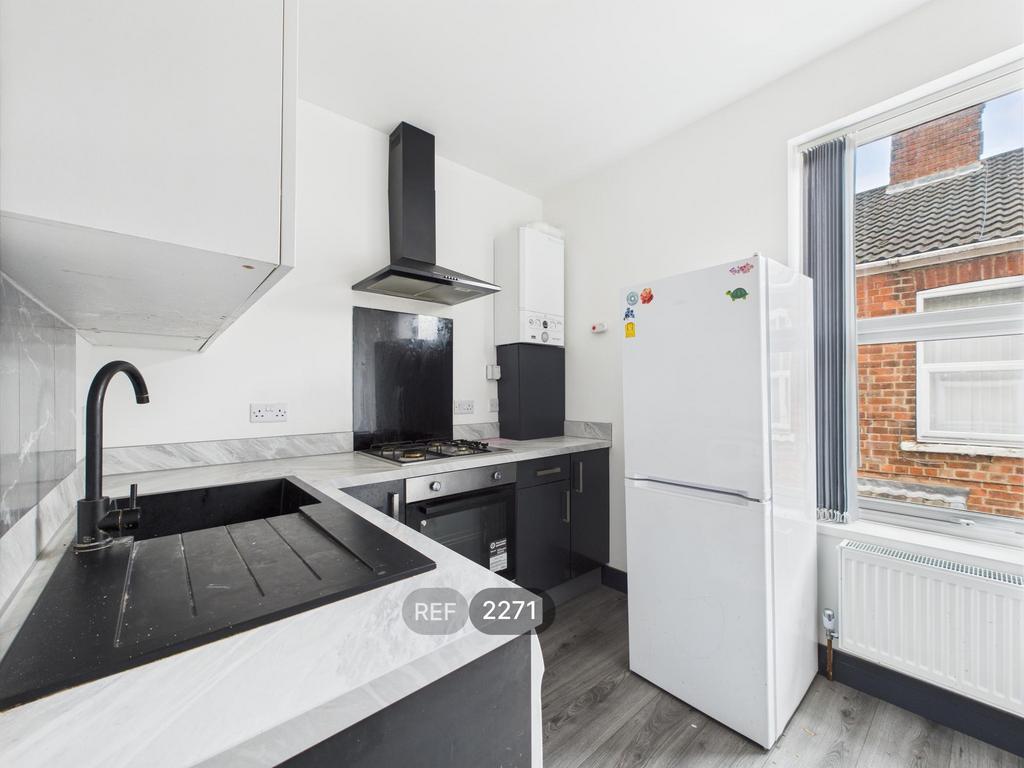 19 Ash Grove, Beverley Road, HU5 1LT 1 bed flat - £650 pcm (£150 pw)