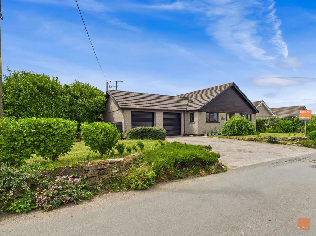 Butson Park, Goonown, St. Agnes... 3 bed detached bungalow for sale - £ ...