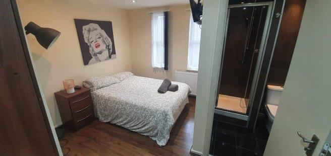 Cranhurst Road Studio to rent - £1,430 pcm (£330 pw)