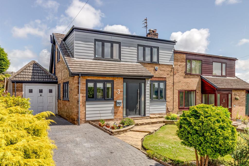 Glen Drive, Wigan WN6 3 bed semi-detached house for sale - £300,000