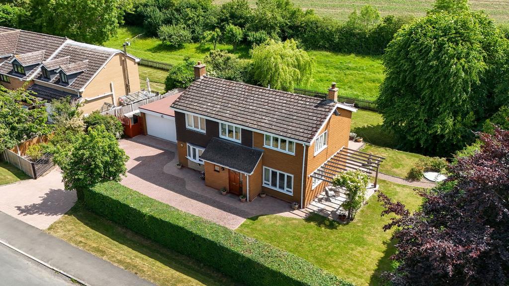 Cockshot Lane, Dormston, Worcester... 4 bed detached house for sale - £ ...