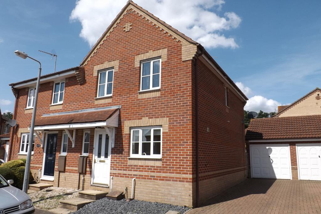 Mallow Road, Thetford, IP24 2YD 3 bed house to rent - £1,250 pcm (£288 pw)