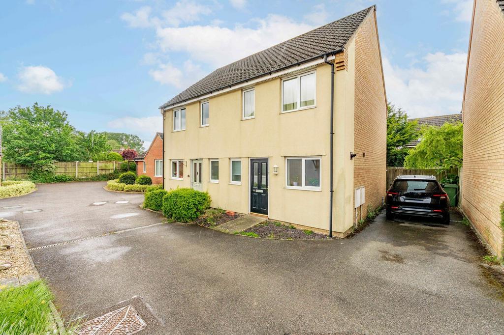 Campion Way, Hethersett 2 bed semi-detached house - £190,000
