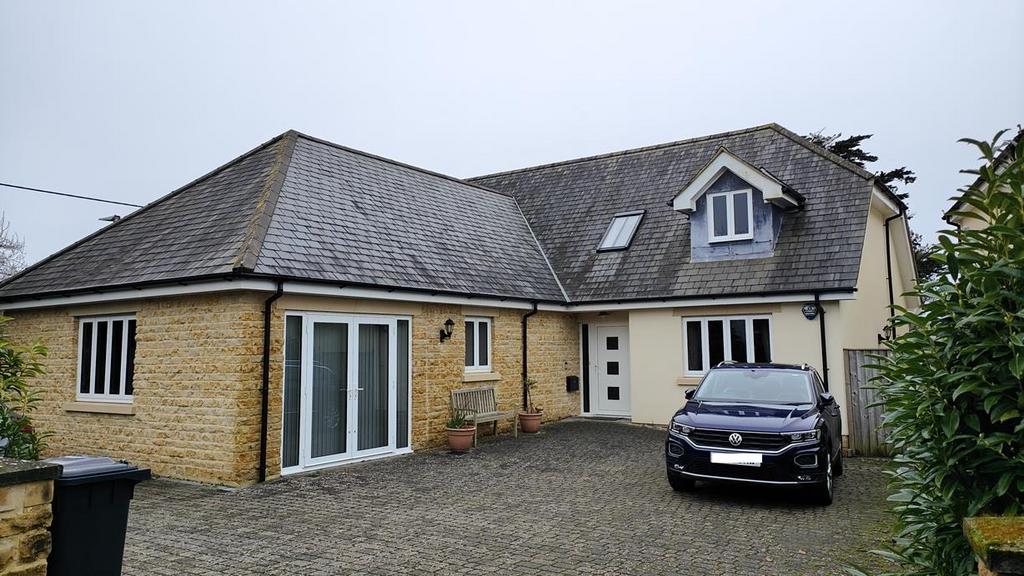 Priestlands Sherborne 4 bed detached house - £895,000