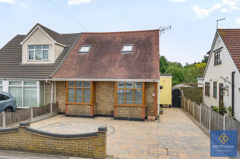 Lodge Lane, Collier Row, RM5 5 bed semi-detached house for sale - £550,000