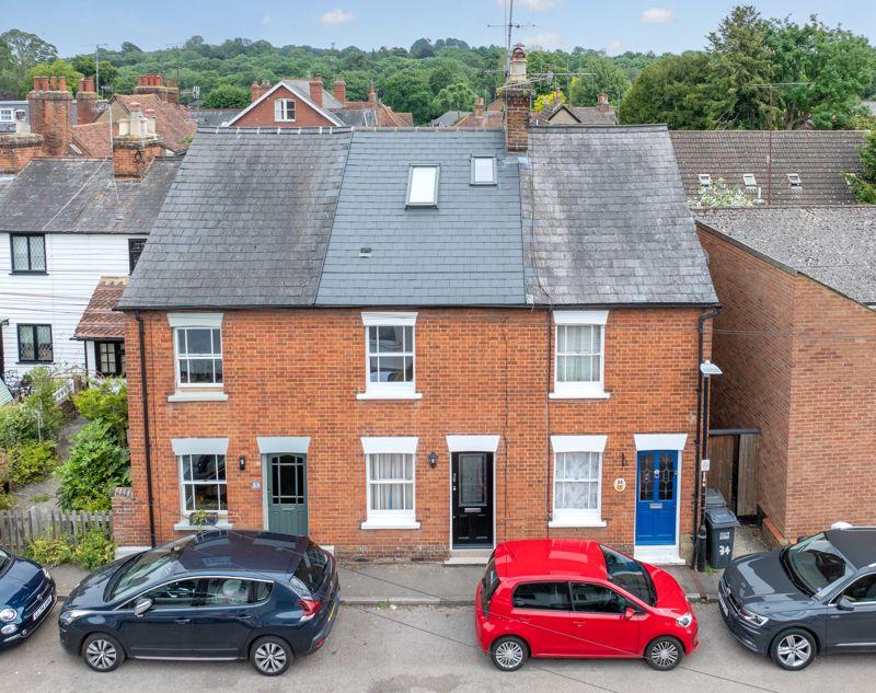 Mimram Road, Welwyn AL6 3 bed terraced house - £499,950