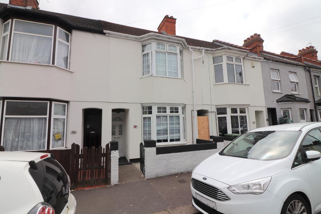 Luton LU3 3 bed terraced house - £310,000