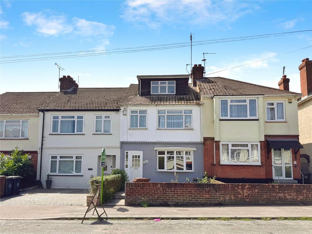 Elmfield, Kent ME8 4 bed terraced house for sale - £340,000