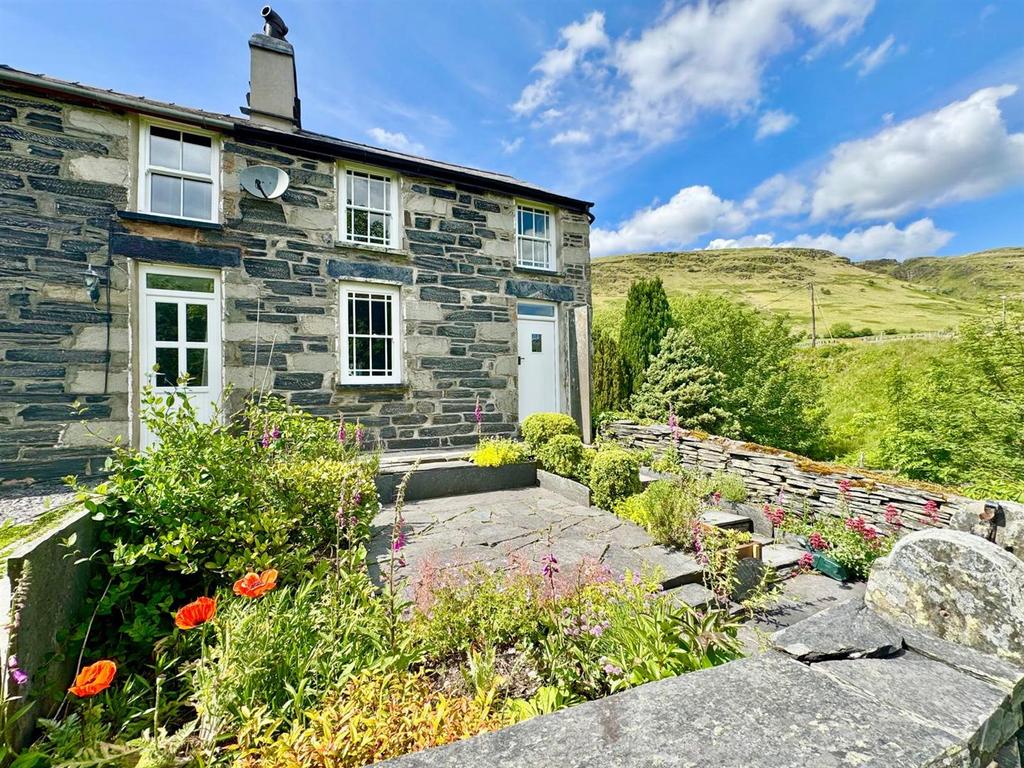 Cwm Penmachno 3 bed terraced house - £199,500