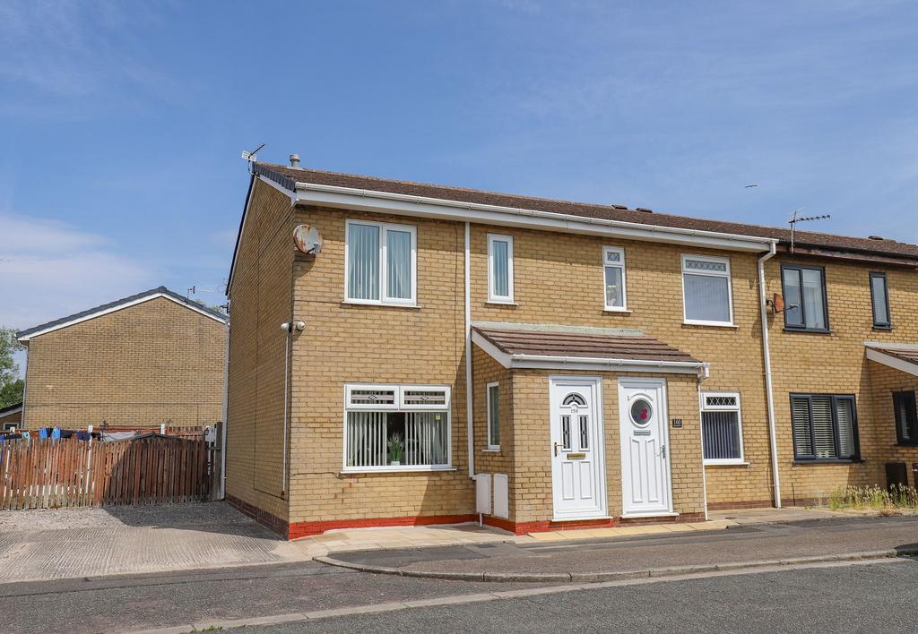 Hampsfell Drive, Westgate, Morecambe 2 bed townhouse - £157,500