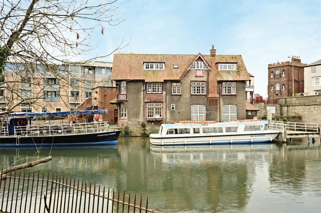 Flat 1 Salter Brothers YardFolly... 2 bed flat - £1,500 pcm (£346 pw)