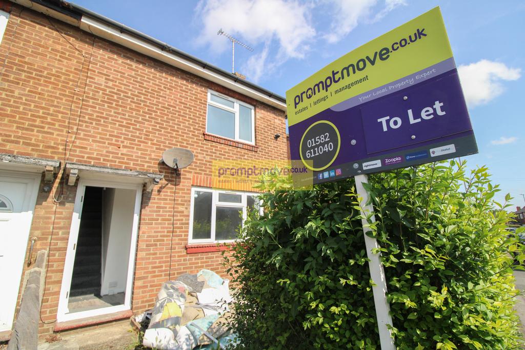 Solway Road South Luton LU3 1TL 2 bed semi-detached house - £1,300 pcm ...