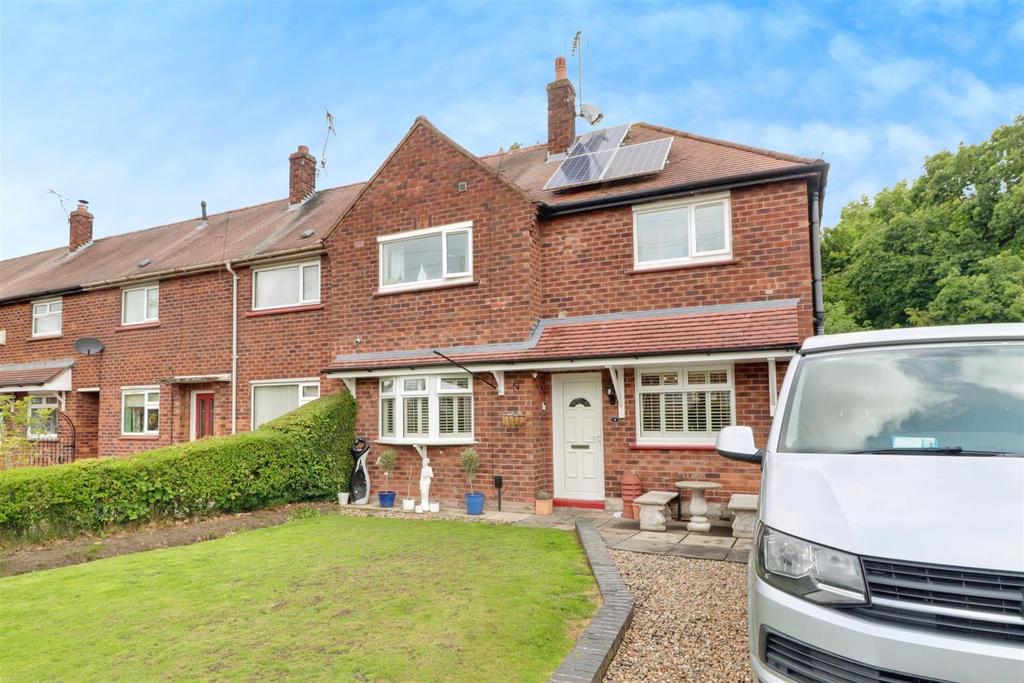 Ravenscroft Road, Crewe 3 bed end of terrace house for sale - £190,000