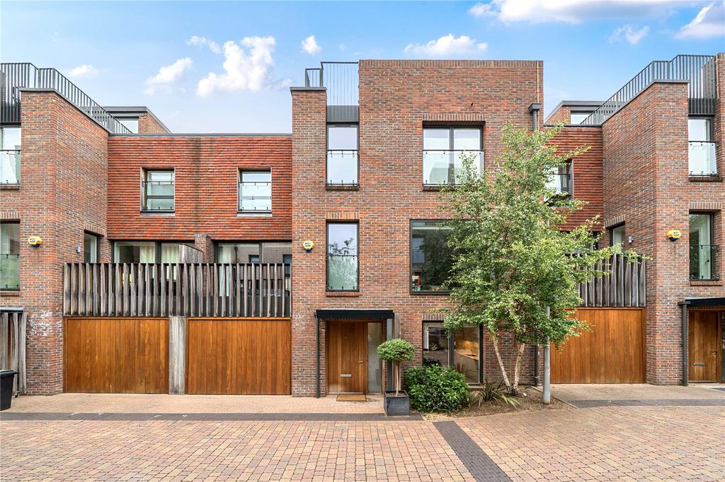 Marwood Square, London, N10 5 bed house for sale - £2,185,000