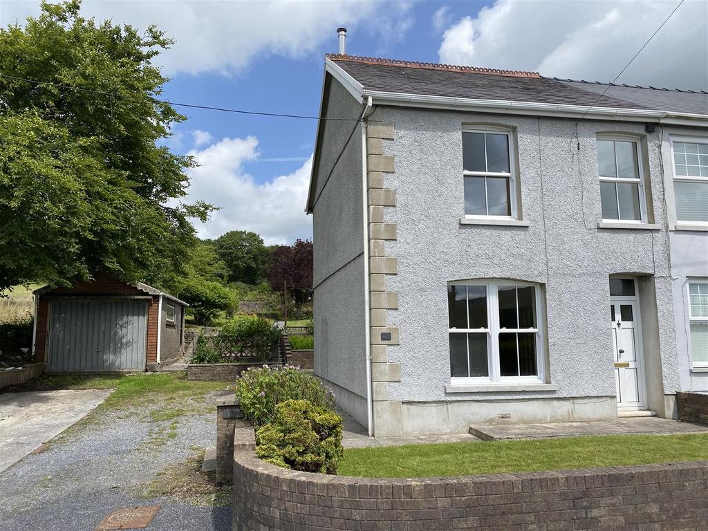 Heol Blaenhirwaun, Drefach, Llanelli 4 bed semi-detached house for sale ...