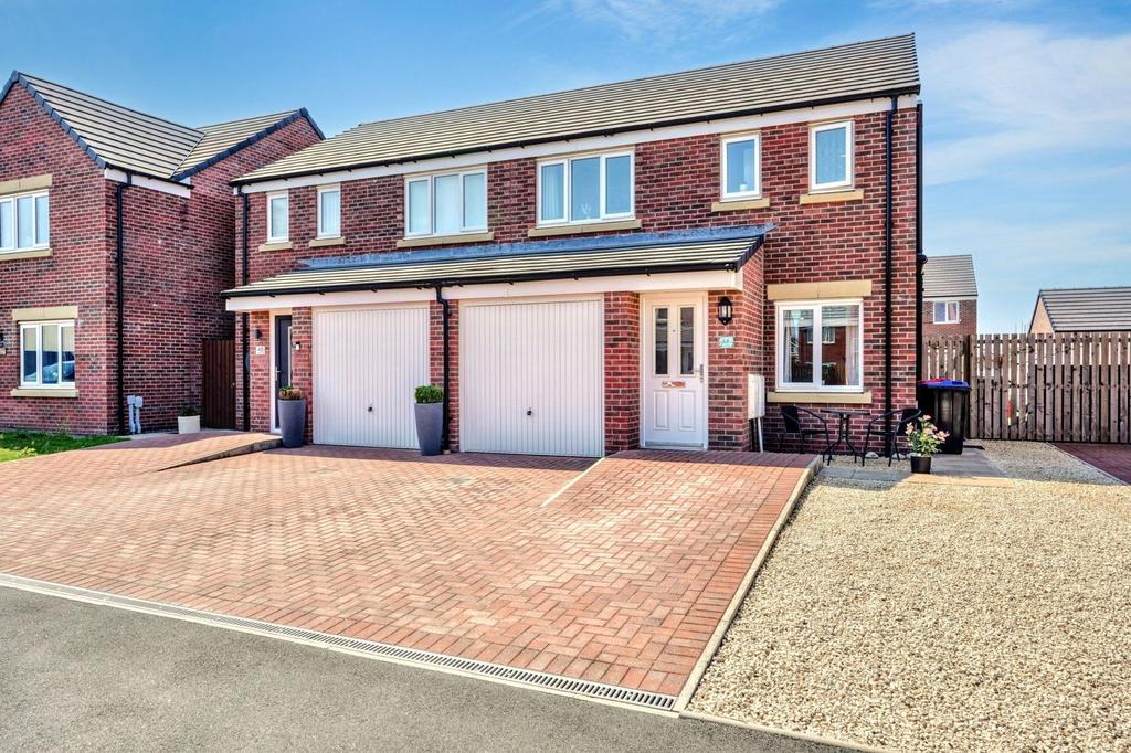 Workington CA14 3 bed semi-detached house for sale - £180,000