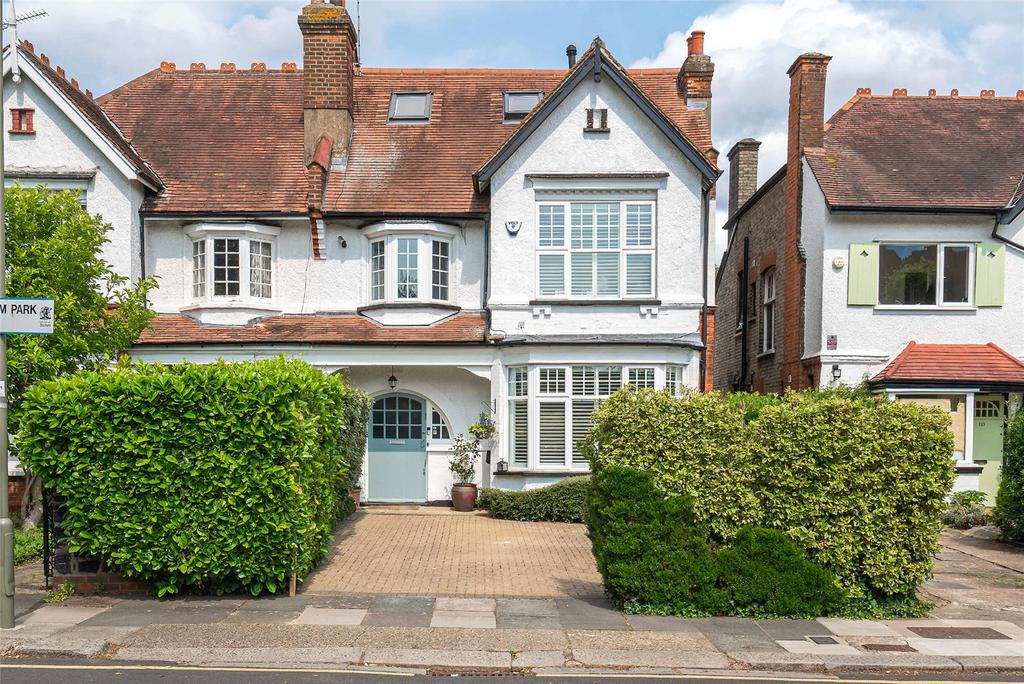 Etchingham Park Road, London, N3 5 bed semi-detached house - £1,595,000