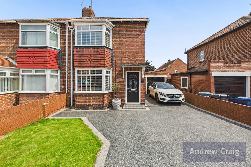 Crawley Avenue, Hebburn 2 bed semi-detached house for sale - £165,000