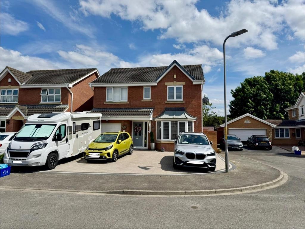 Reynolds Court, Billingham 4 bed house - £300,000