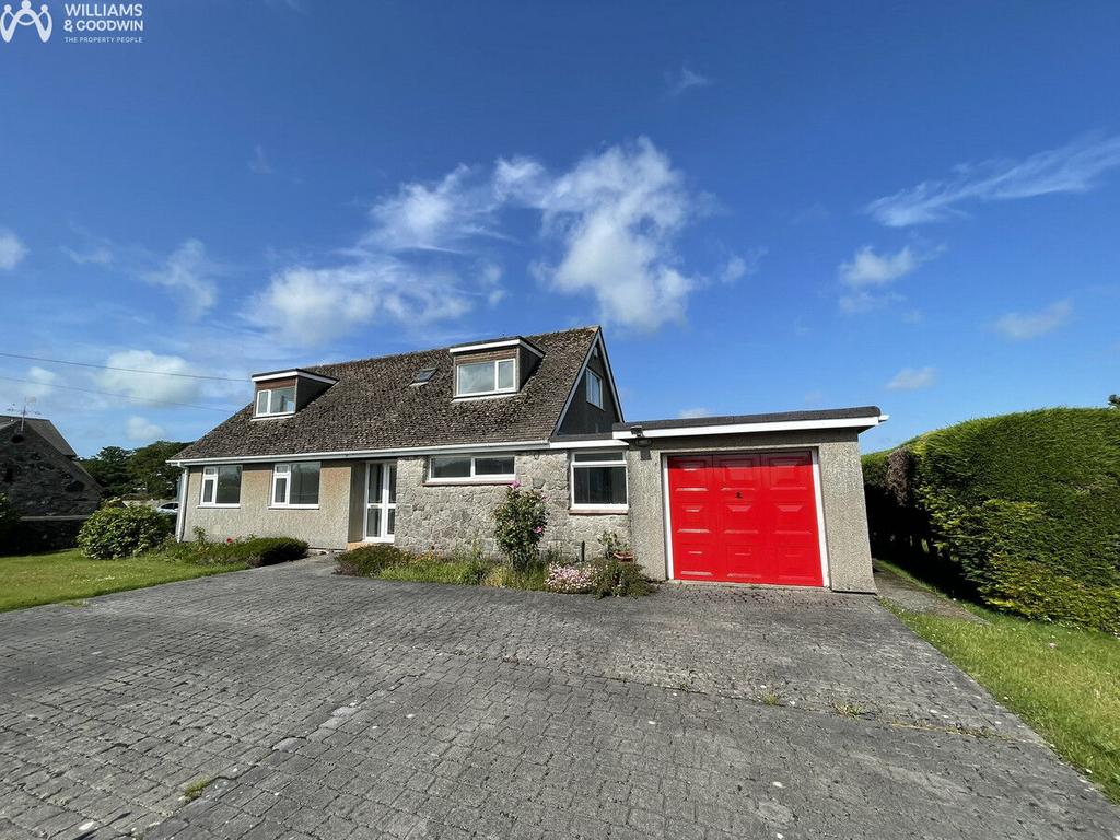 Capel Coch, Llangefni, LL77 3 bed detached house - £1,000 pcm (£231 pw)