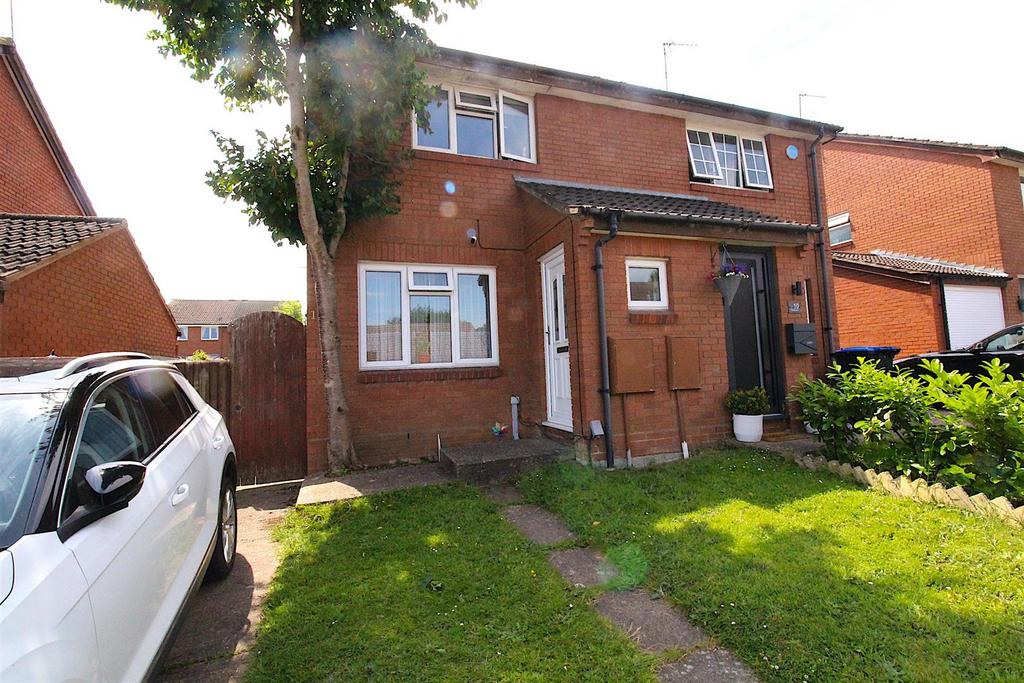 Ravenglass, Brownsover, Rugby 2 bed semi-detached house - £950 pcm (£ ...