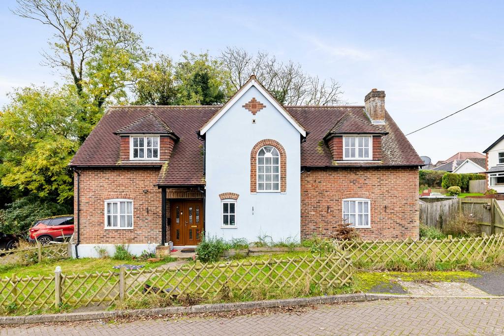 Shooters Hill, Eythorne, Dover, CT15 4 bed detached house for sale - £ ...