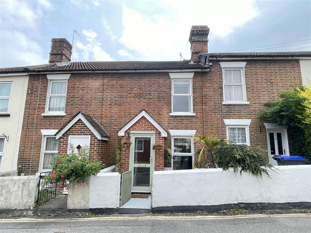 Gas Lane, Salisbury SP2 2 bed terraced house - £245,000
