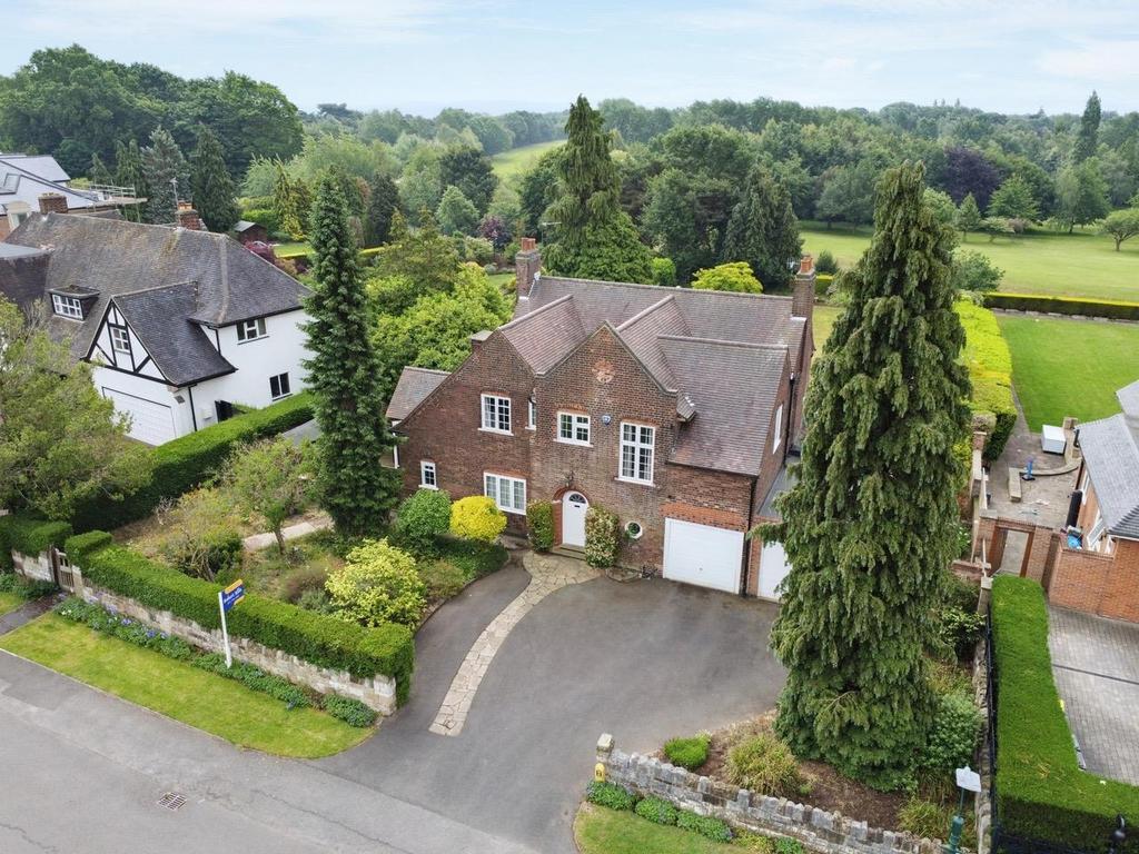 Beeston Fields Drive, Bramcote 5 bed detached house for sale - £1,350,000