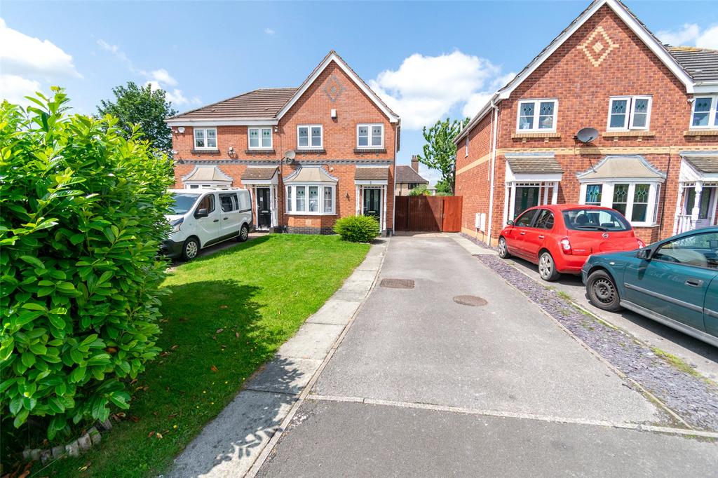 Fernleigh Close, Middlewich 3 bed semi-detached house for sale - £200,000