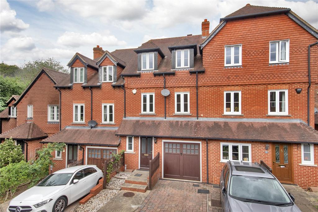 Amherst Place, Sevenoaks, Kent, TN13 3 bed terraced house for sale - £735,000