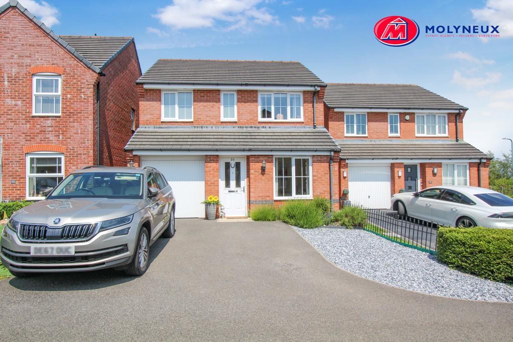 Clifton Avenue, Brymbo, Wrexham 3 bed detached house - £264,500