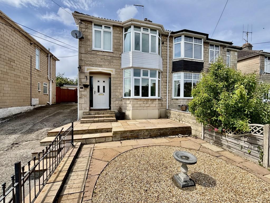 Stokes Road, Corsham SN13 3 bed semi-detached house - £400,000