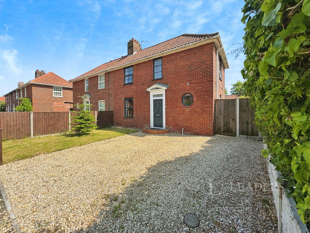 Bacton Road, Norwich 3 bed semi-detached house to rent - £1,450 pcm (£ ...